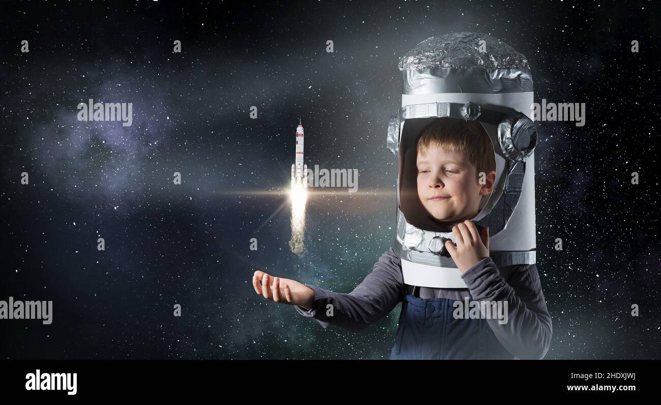 boy, scientist, astronaut, boys, scientists Stock Photo - Alamy