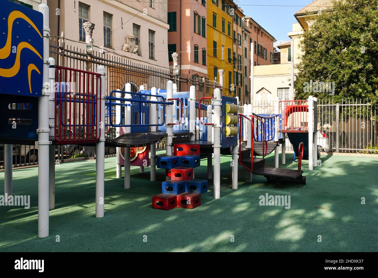 Empty playground structure hi-res stock photography and images - Alamy
