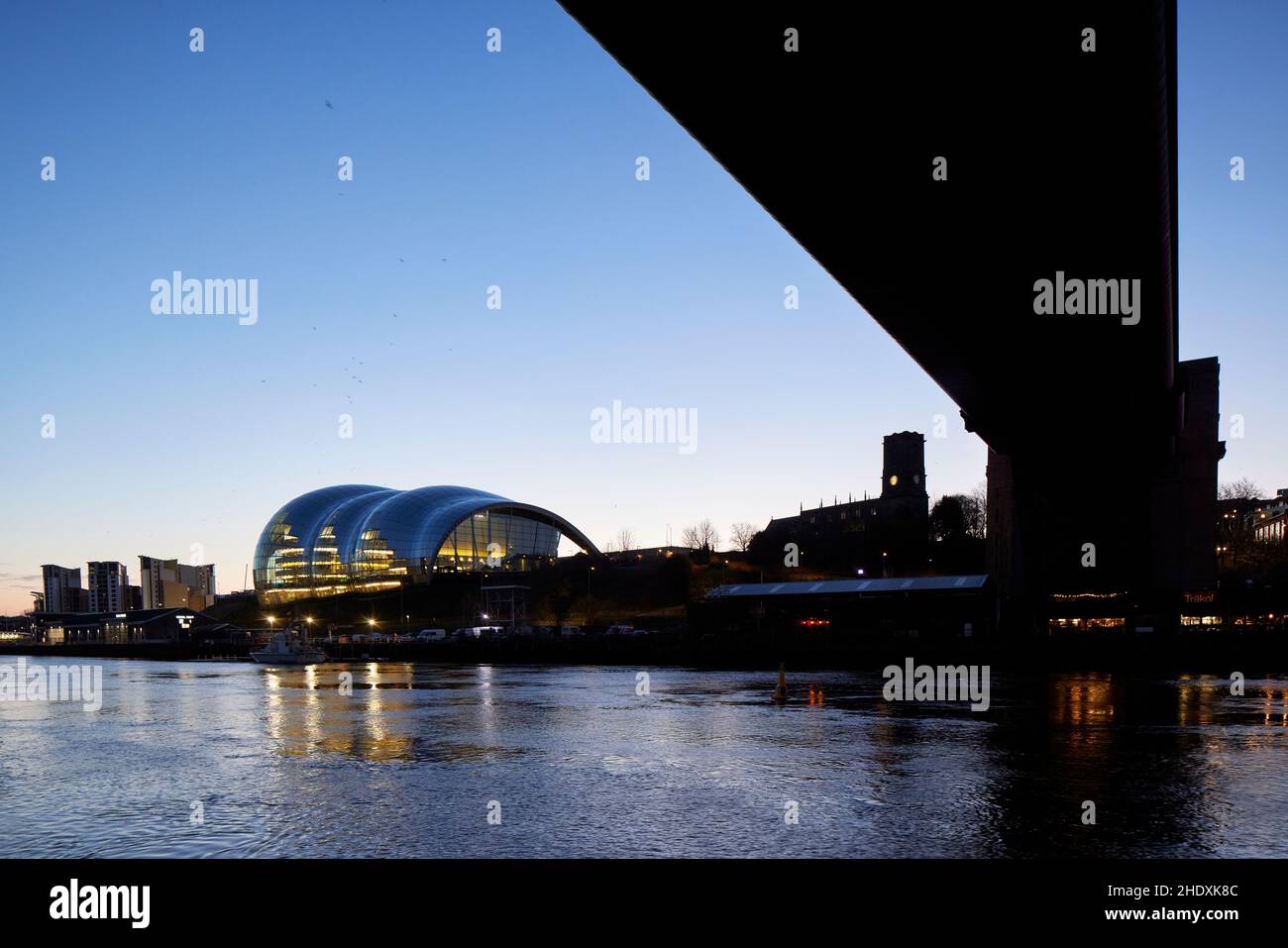 Tyne bridge silhouette hi-res stock photography and images - Alamy