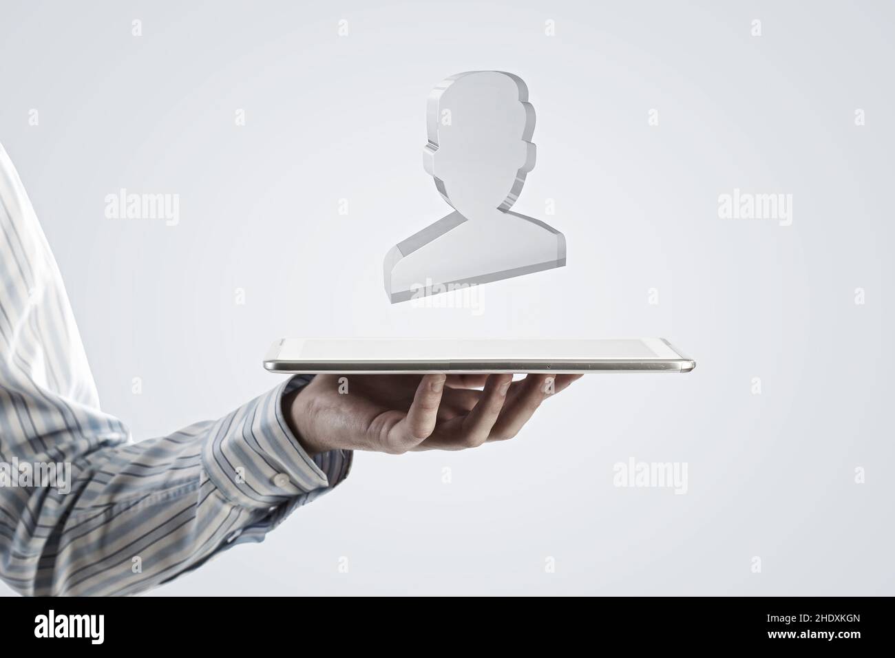 Anonymous woman profile hi-res stock photography and images - Alamy