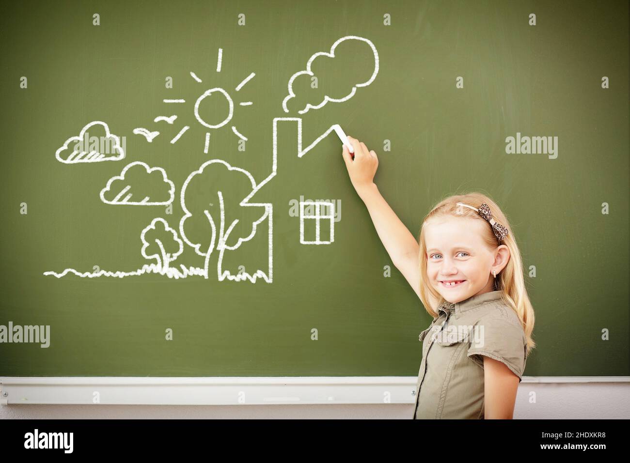 elementary school, chalk drawing, school child, school childs Stock ...