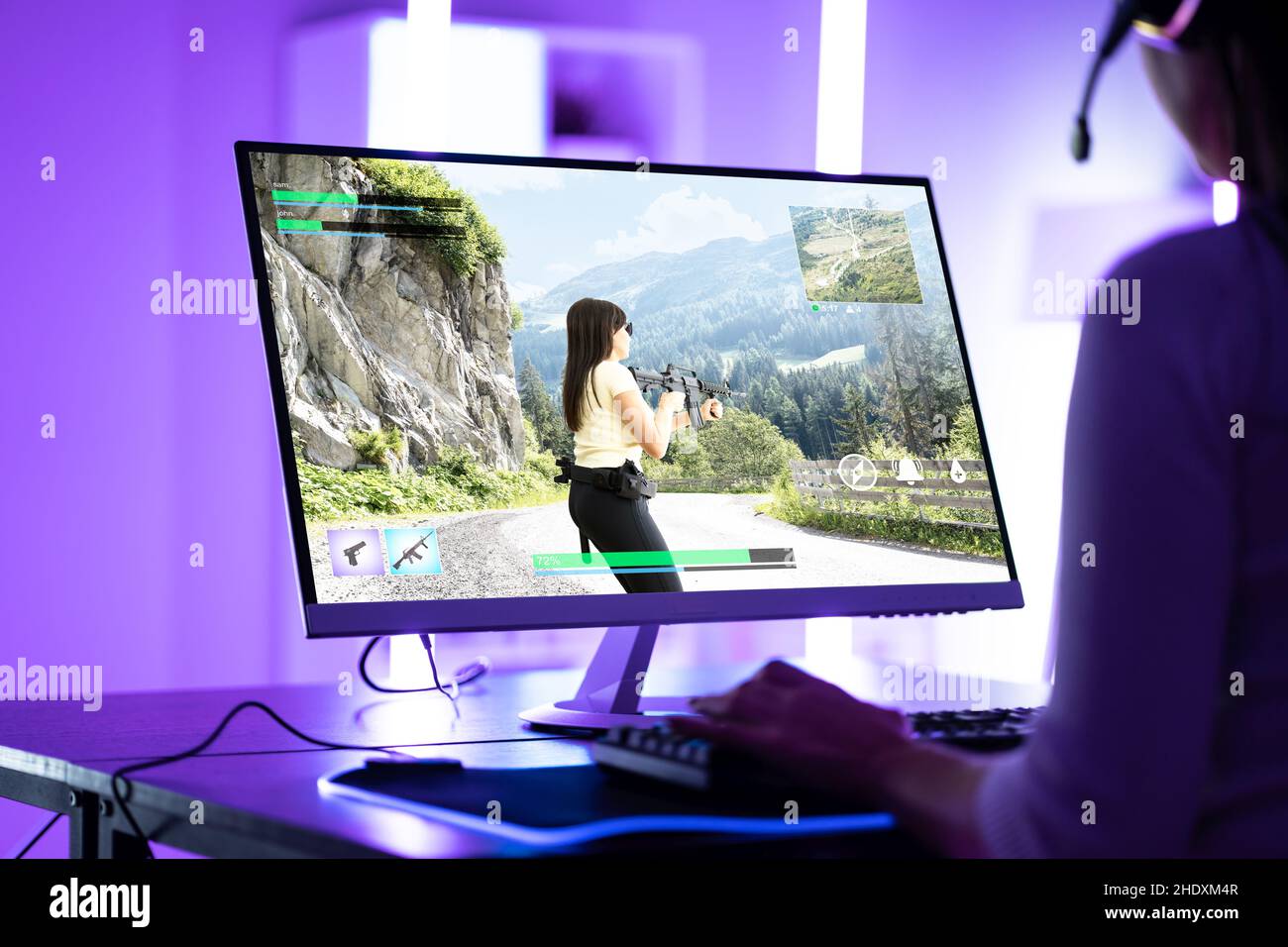 Using video player hi-res stock photography and images - Alamy