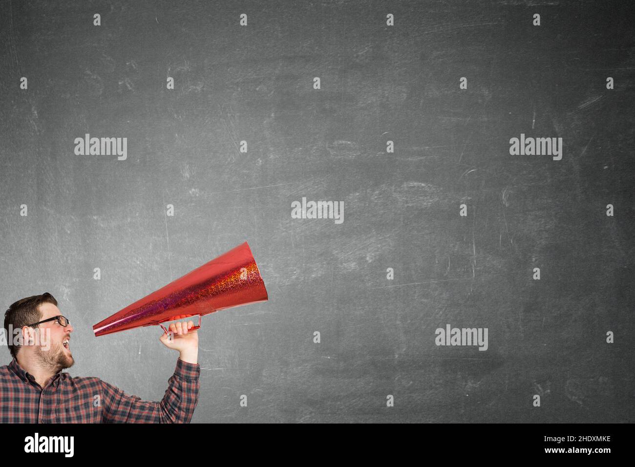Guy offer hi-res stock photography and images - Alamy