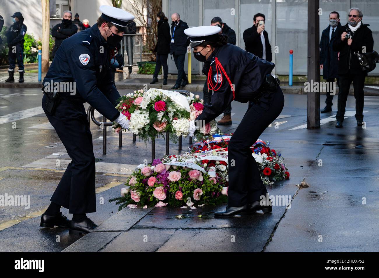Paris, France. 07th Jan, 2022. This photo shows flower wreaths laid in ...