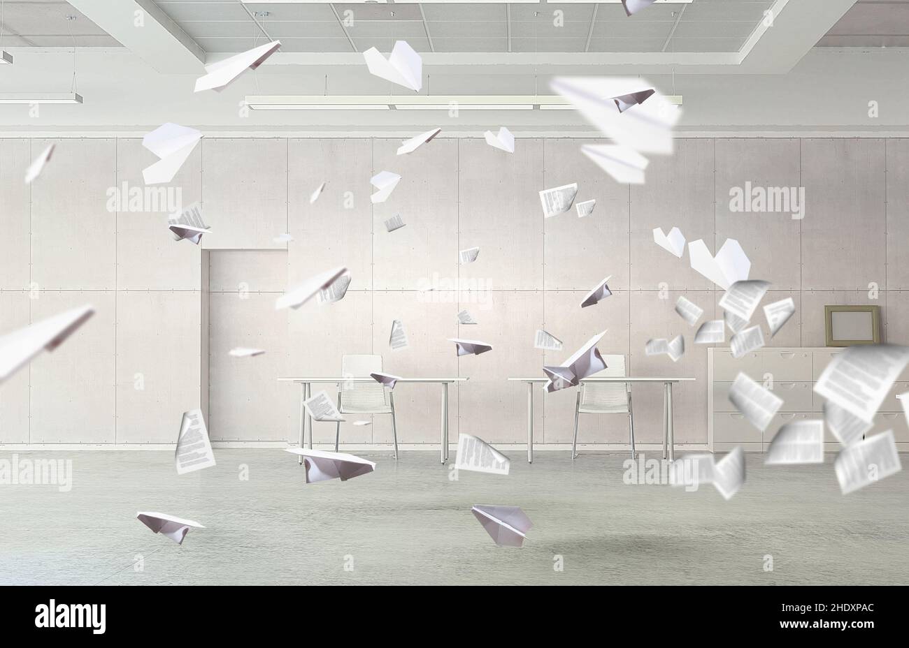 Flying classroom hi-res stock photography and images - Alamy