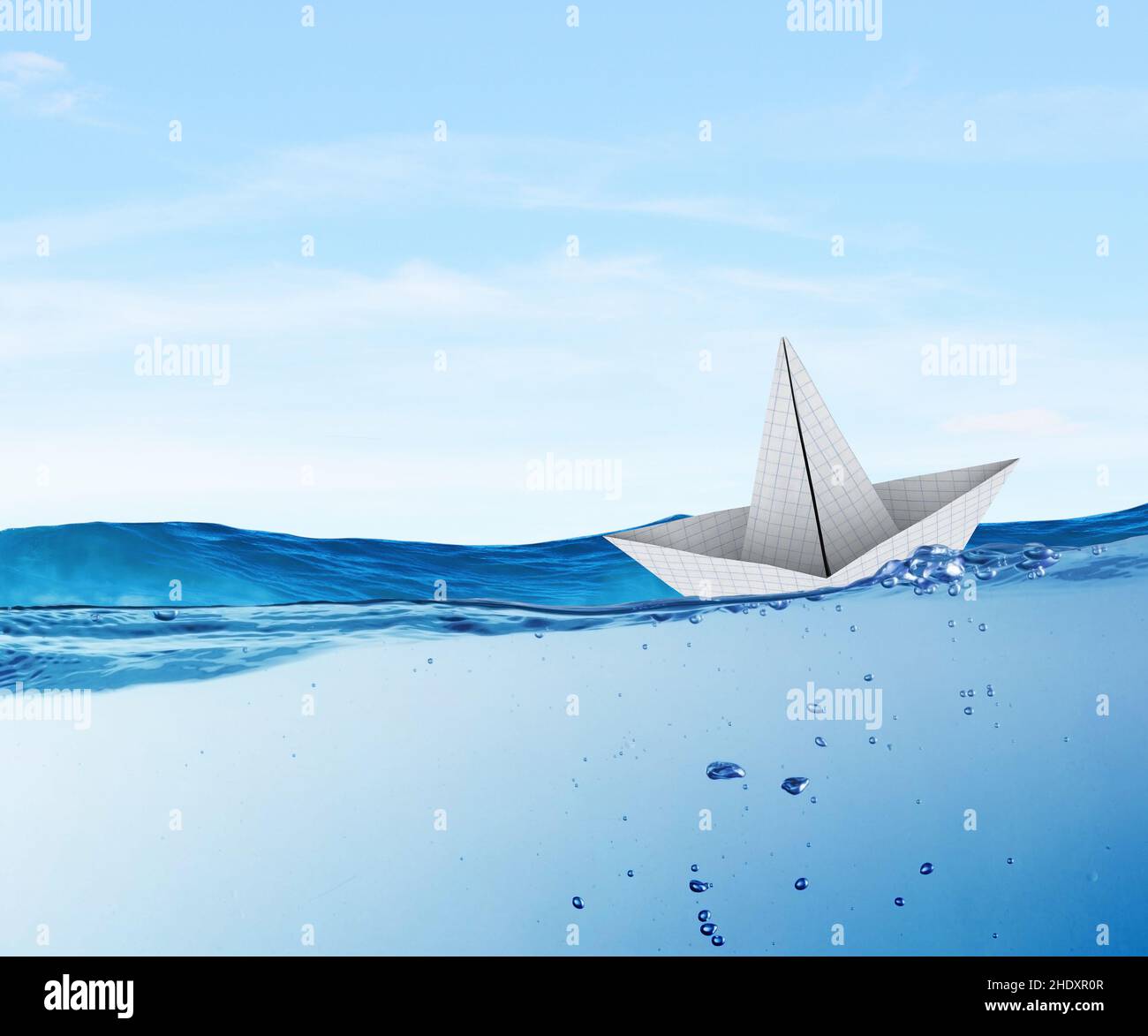 Paper boats hi-res stock photography and images - Alamy