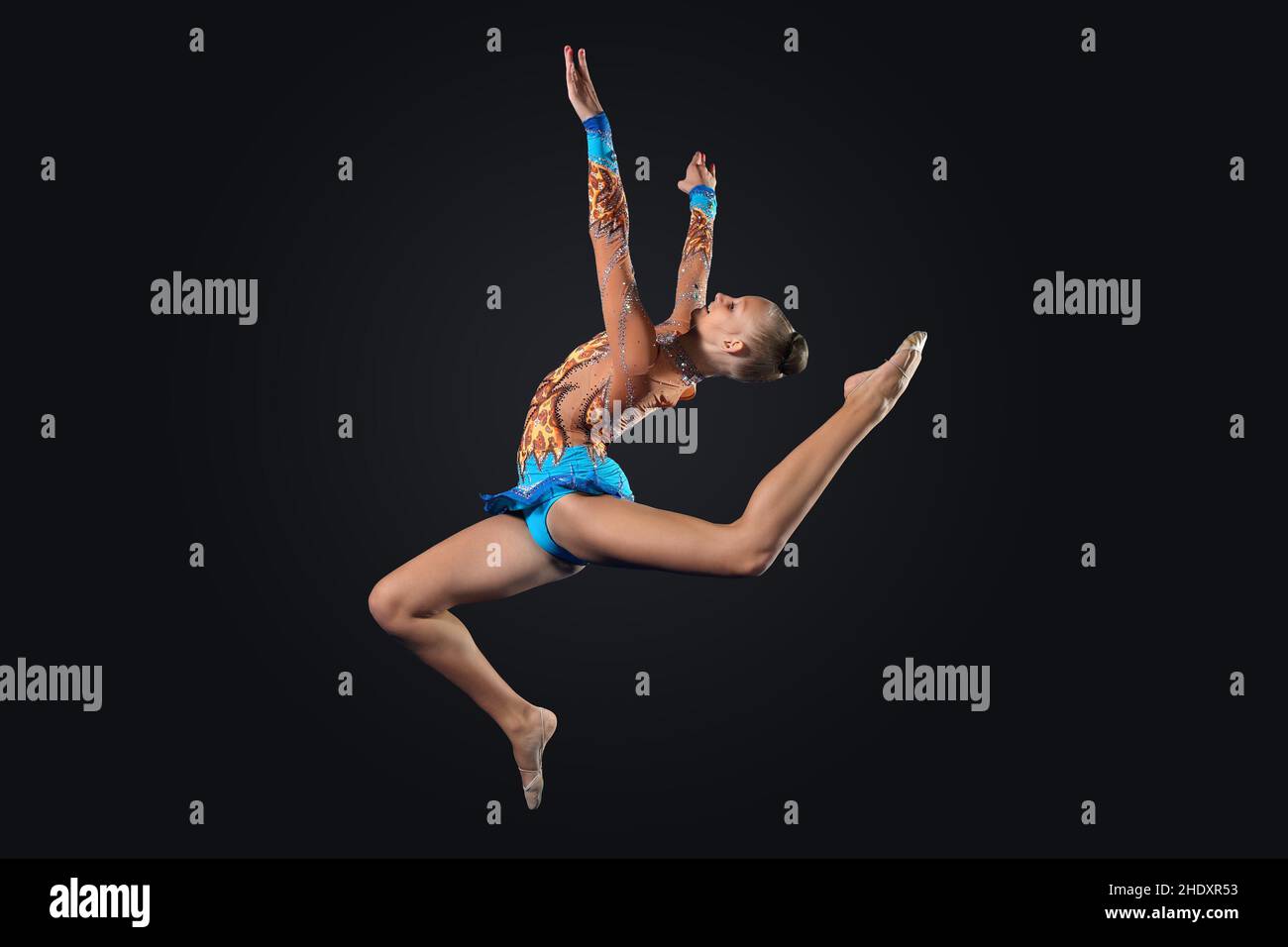 Teen gymnasts hi-res stock photography and images - Alamy