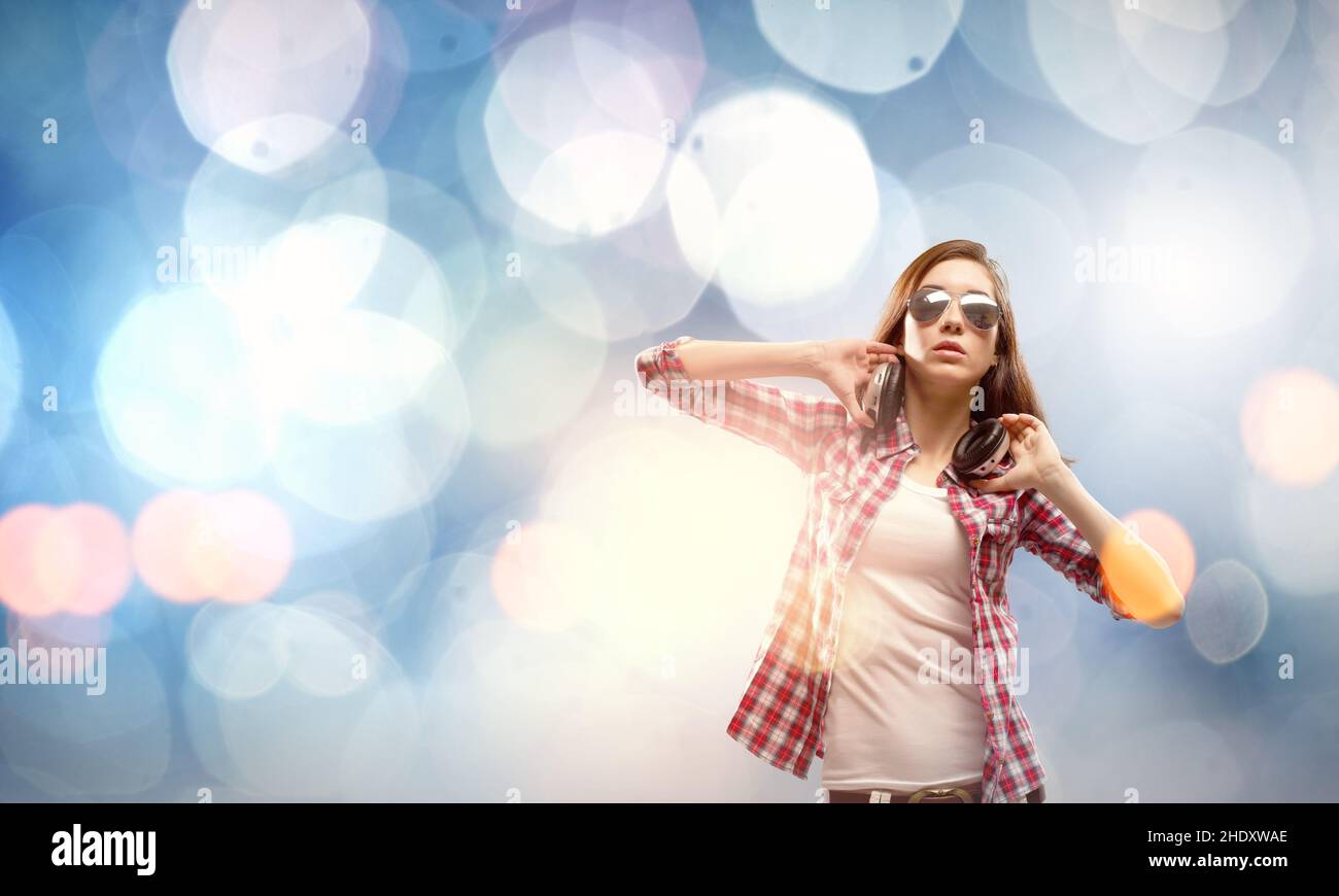 music, djane, musics, dj, nightclub, nightclubs Stock Photo - Alamy