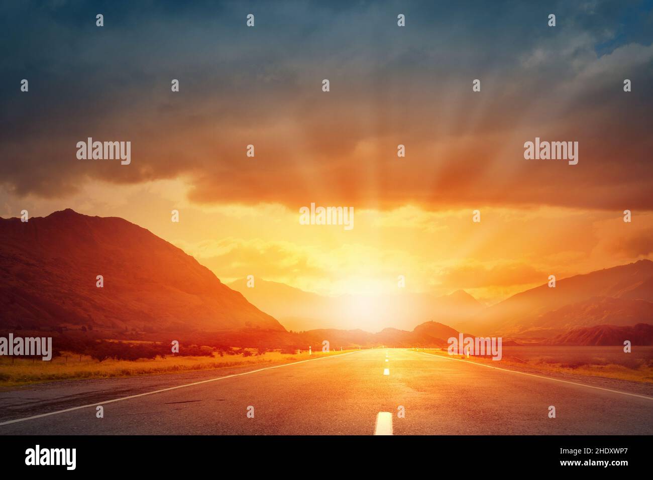 Road escapes hi-res stock photography and images - Alamy