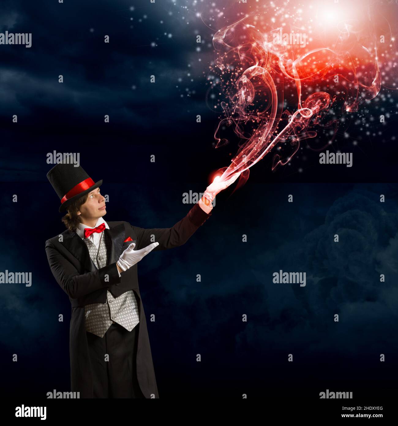 Magician lighting hi-res stock photography and images - Alamy