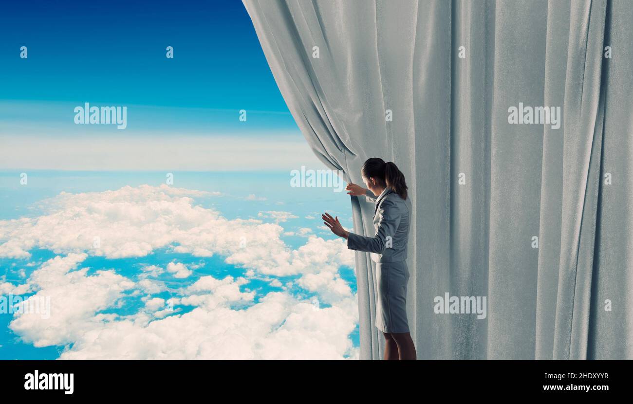 Cloud opening heaven hi-res stock photography and images - Alamy