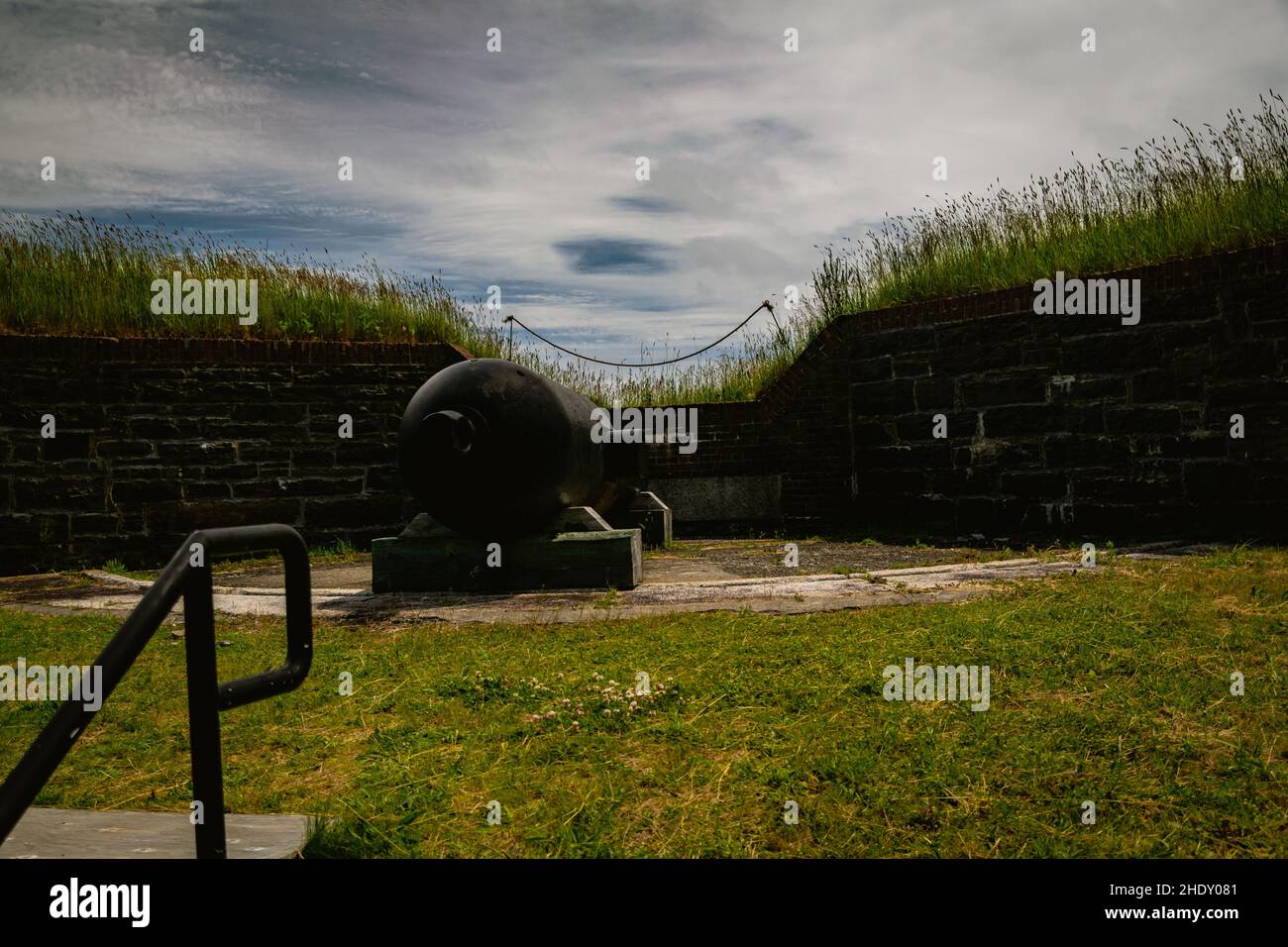Rml 9 inch gun hi-res stock photography and images - Alamy