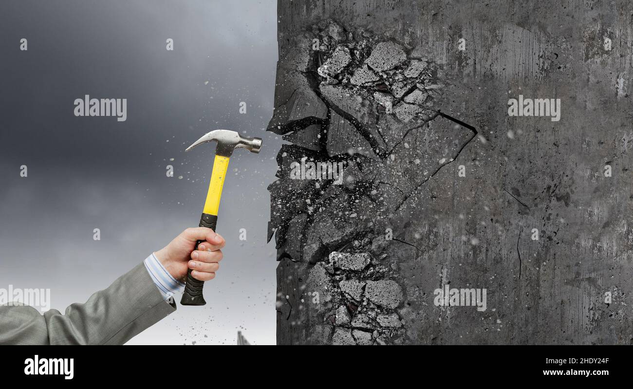 Person holding hammer smash hi-res stock photography and images - Alamy