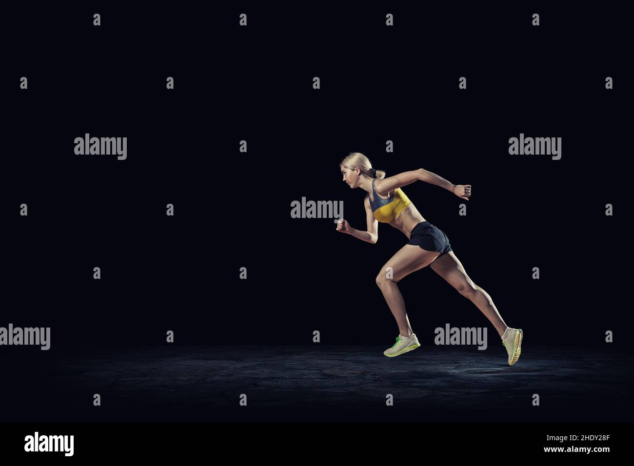 Ladies athlete hi-res stock photography and images - Alamy