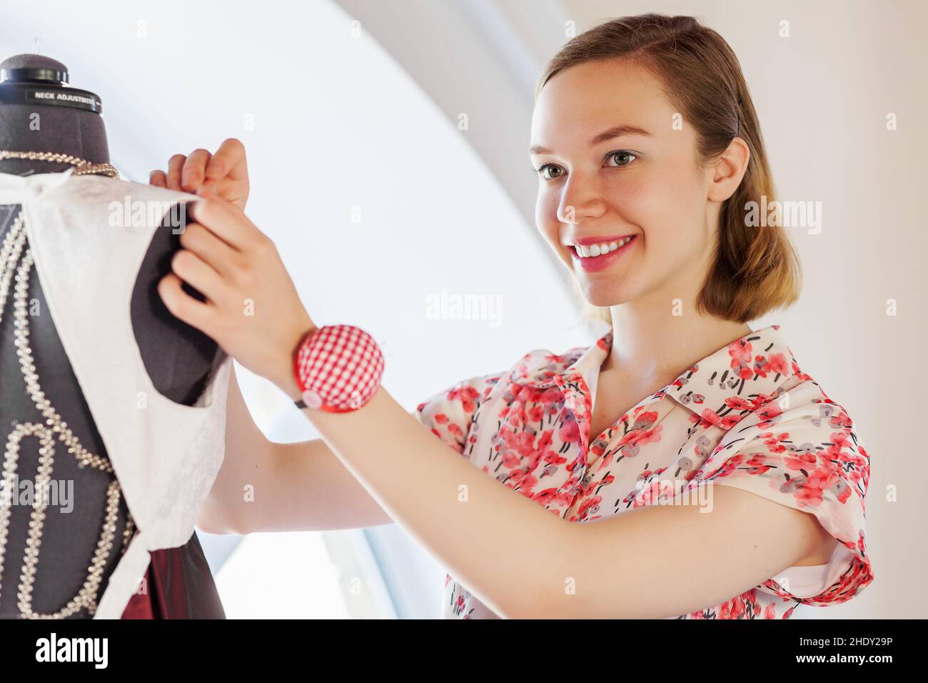 Tailors model hi-res stock photography and images - Alamy