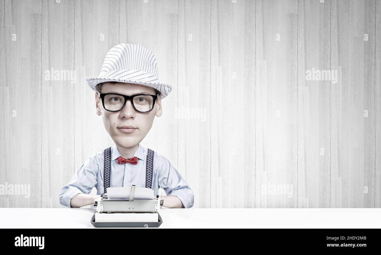 Male writers hi-res stock photography and images - Alamy