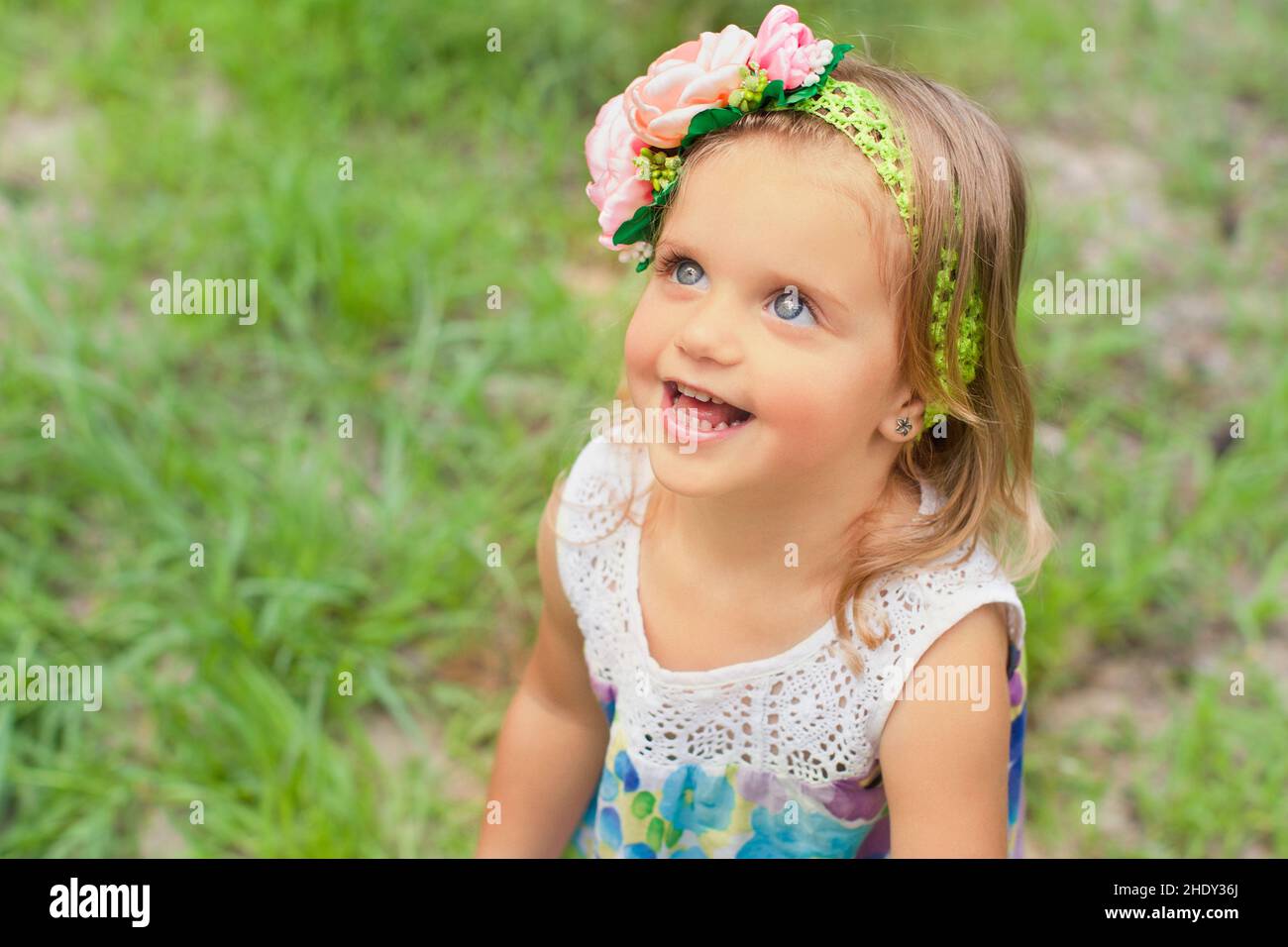girl, laughing, happy, girls, laugh, smiling, happies Stock Photo - Alamy