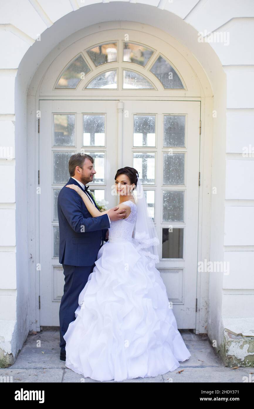 bridal couple, bridal couples Stock Photo - Alamy