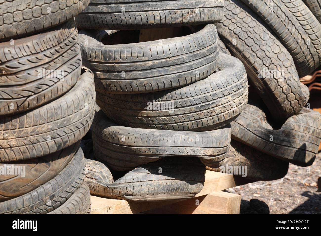 Old car tyres hi-res stock photography and images - Alamy