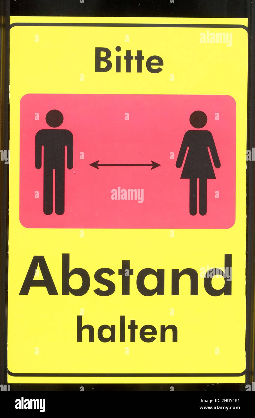 approach distance, minimum distance, abstand halten Stock Photo - Alamy