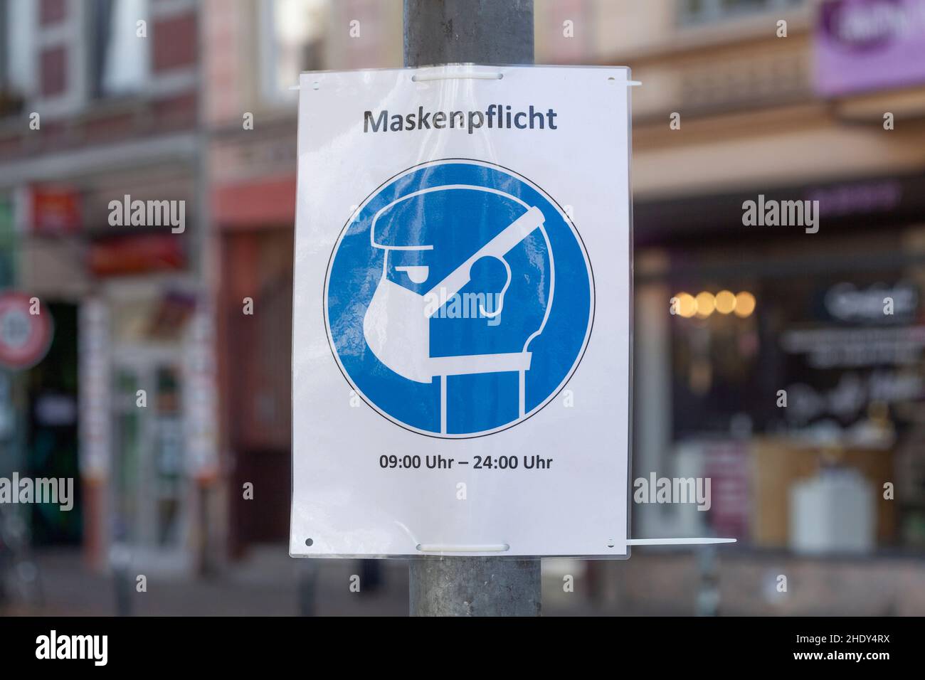 shopping street, mandatory face masks, shopping streets Stock Photo - Alamy