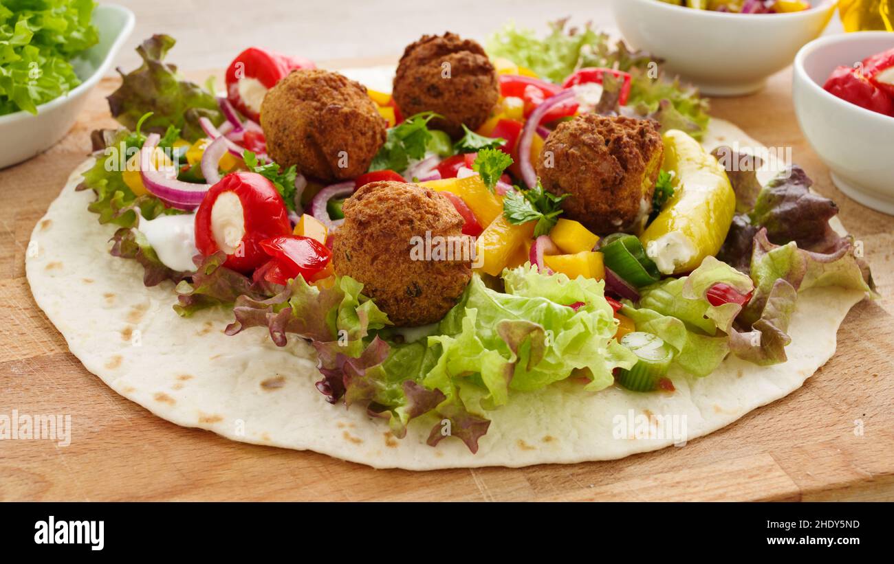 wrap, falafel, wraps Stock Photo - Alamy
