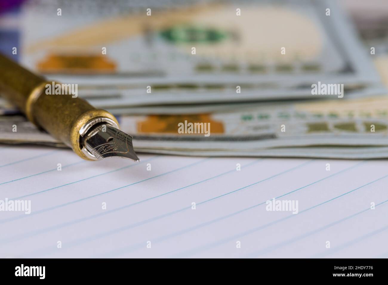 fountain pen, banknotes, fountain pens, banknote Stock Photo - Alamy
