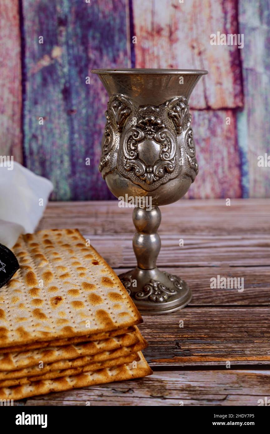 chalice, matze, chalices, communion cup, communion cups Stock Photo - Alamy