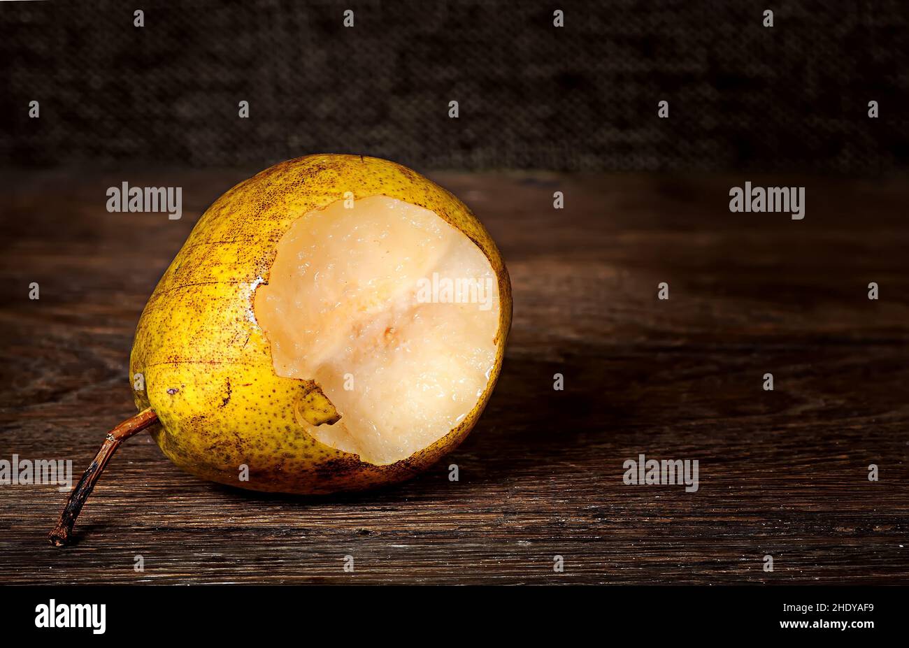 pear, bite mark, pears, bite marks, missing bite Stock Photo - Alamy