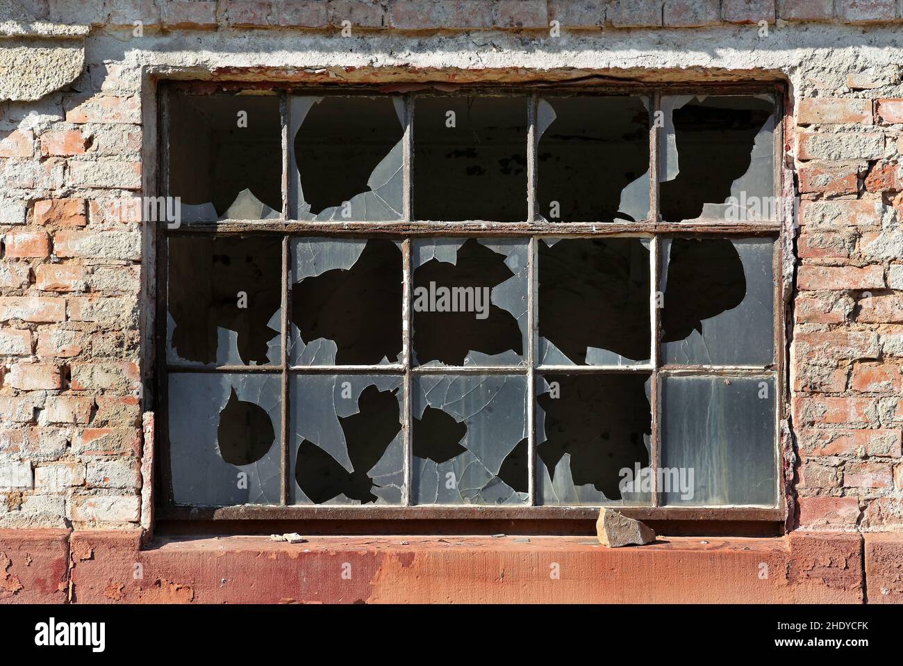 broken, window glass, brokens, windows Stock Photo - Alamy broken, window glass, brokens, windows Stock Photo - Alamy