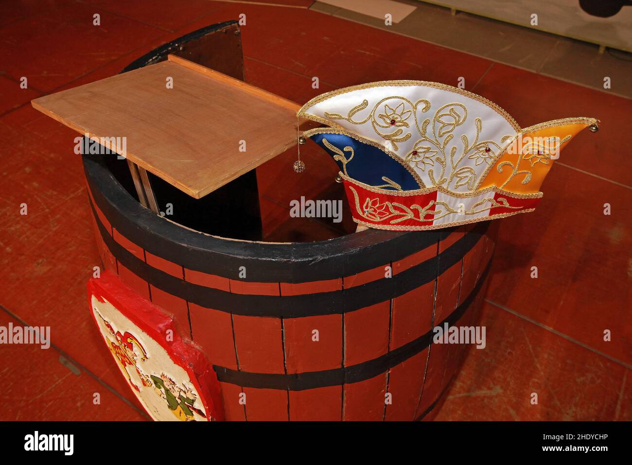 carnival, fools cap, lectern, carnival soapbox, carnivals, fools caps ...