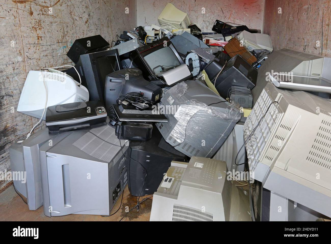electronic scrap, electronic waste, electronic scraps, obsolete Stock ...