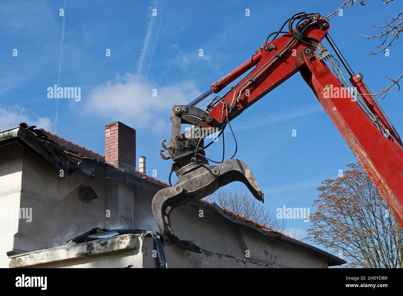 destruction, excavator, destructions, excavators Stock Photo - Alamy