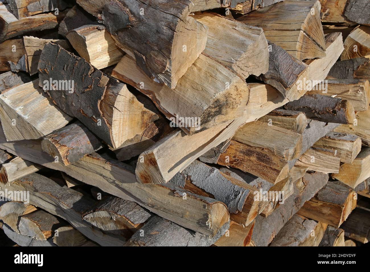 wood pile, logs, firewood, wood piles, firewoods Stock Photo - Alamy