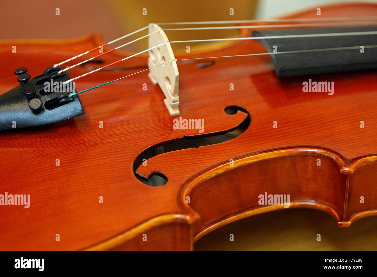 Instruments violin strings hi-res stock photography and images - Alamy