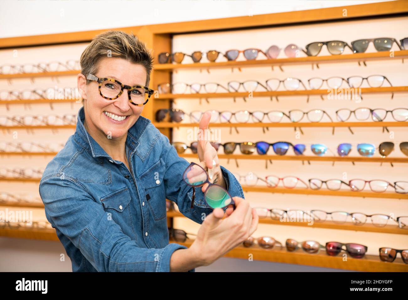 Business woman wear eyeglasses hi-res stock photography and images - Alamy