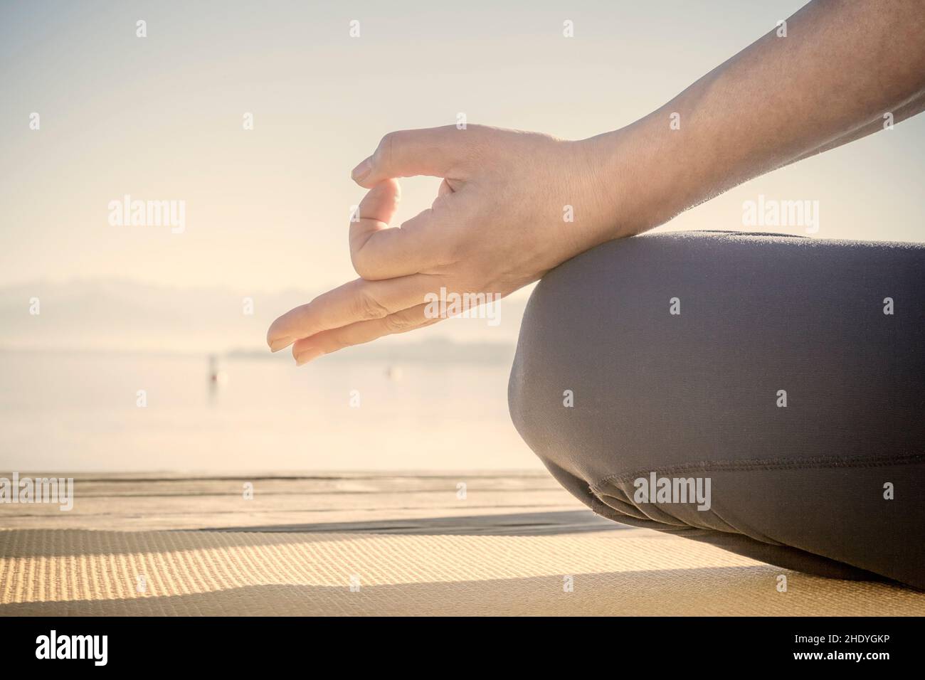meditating, hand posture, meditation, hand postures Stock Photo - Alamy