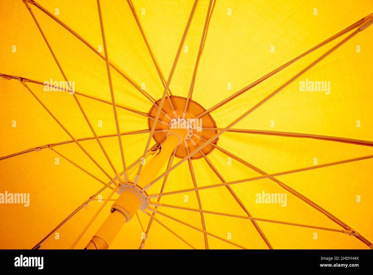 Patterns of warm yellows hi-res stock photography and images - Alamy