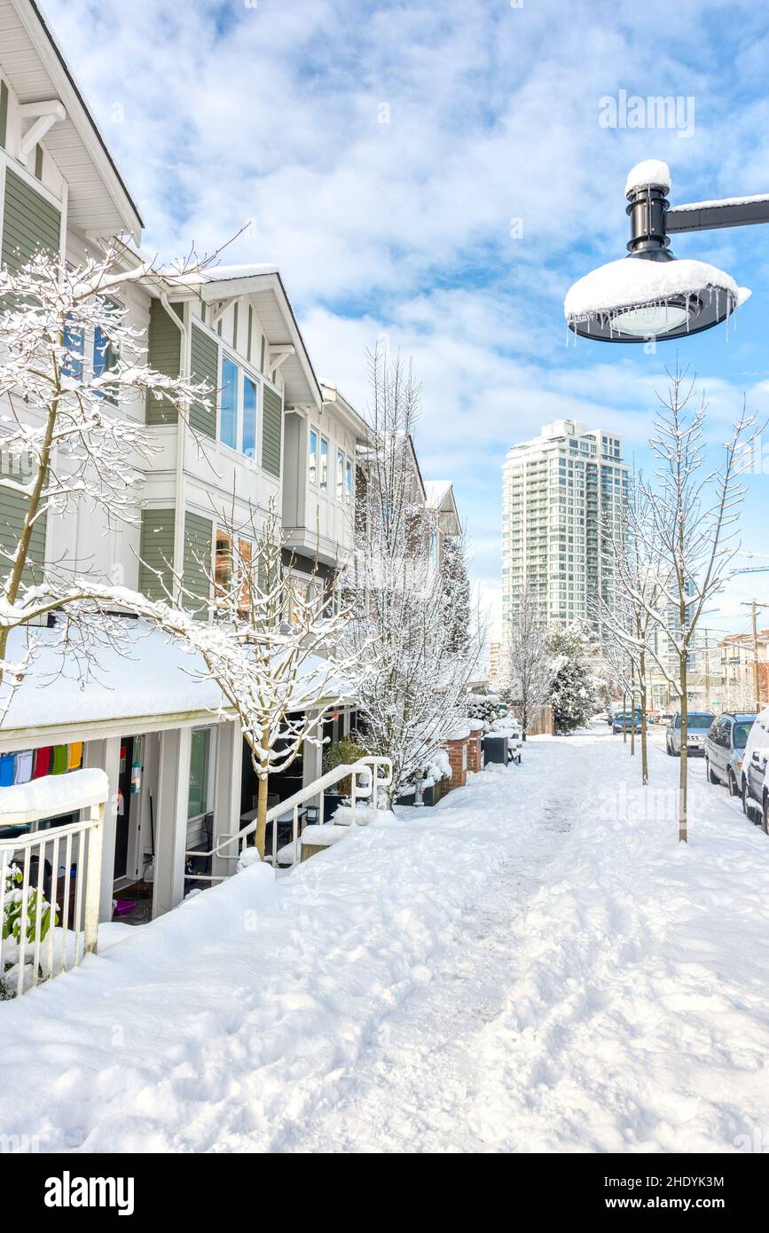 Blue sky and white clouds and high rise building building hi-res stock ...