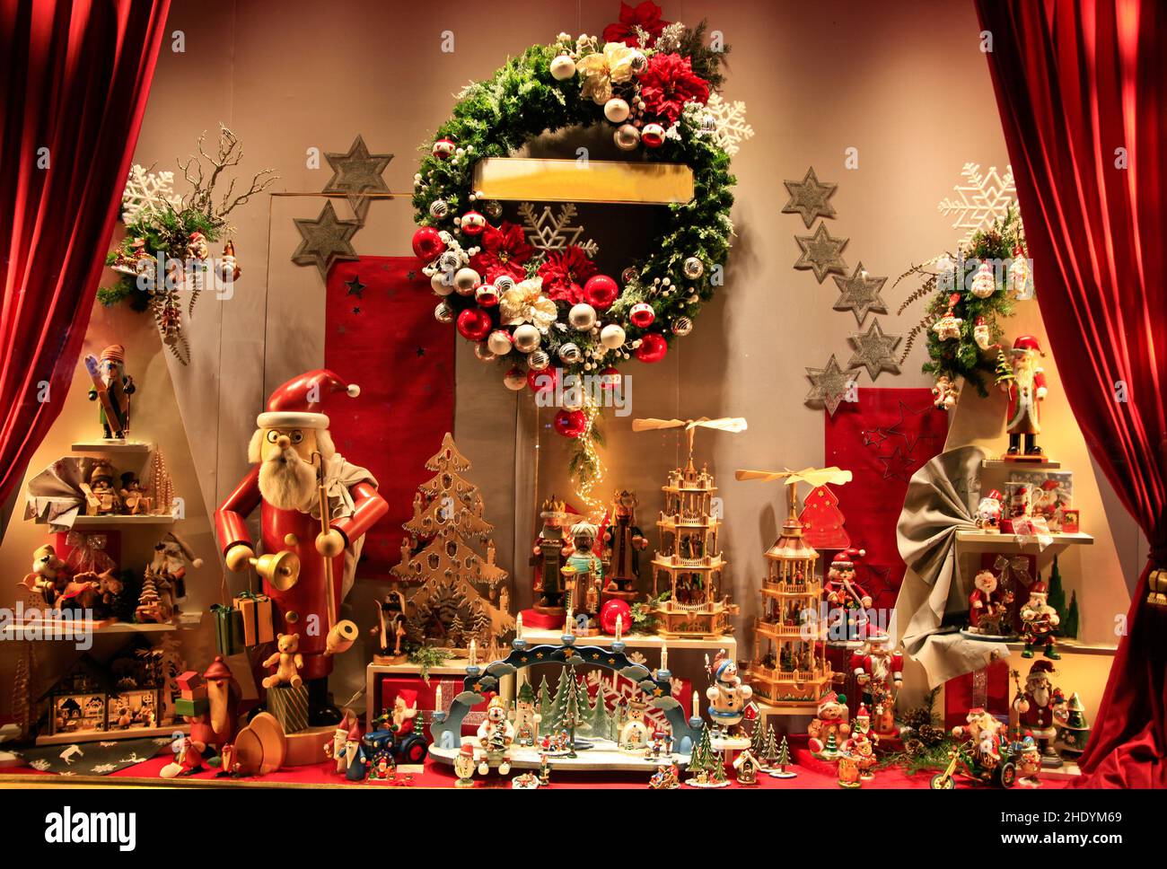 santa clause, christmas decoration, wooden figures, christmas pyramid ...