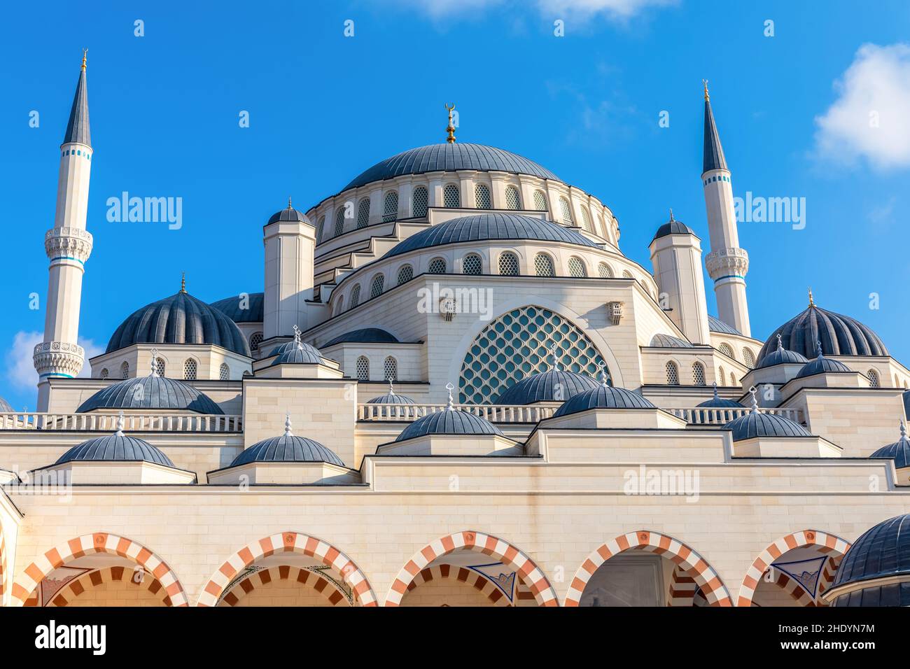 mosque, camlica mosque, mosques Stock Photo - Alamy