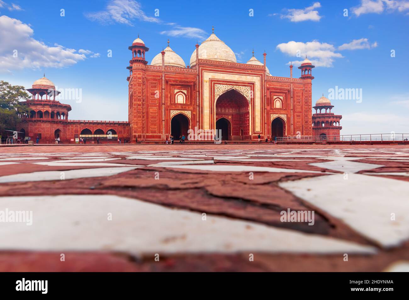 India mosque architectures hi-res stock photography and images - Alamy