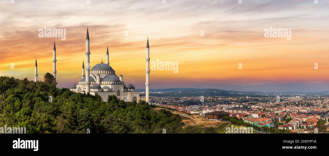 Istanbuls hills hi-res stock photography and images - Alamy