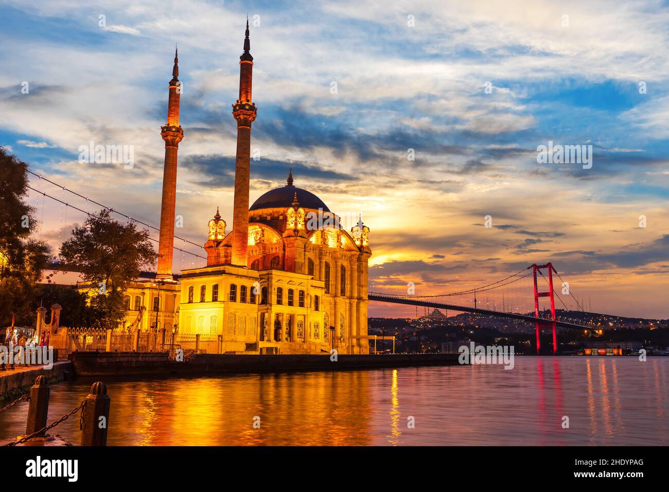 istanbul, ortaköy mosque, istanbuls, ortaköy mosques Stock Photo - Alamy