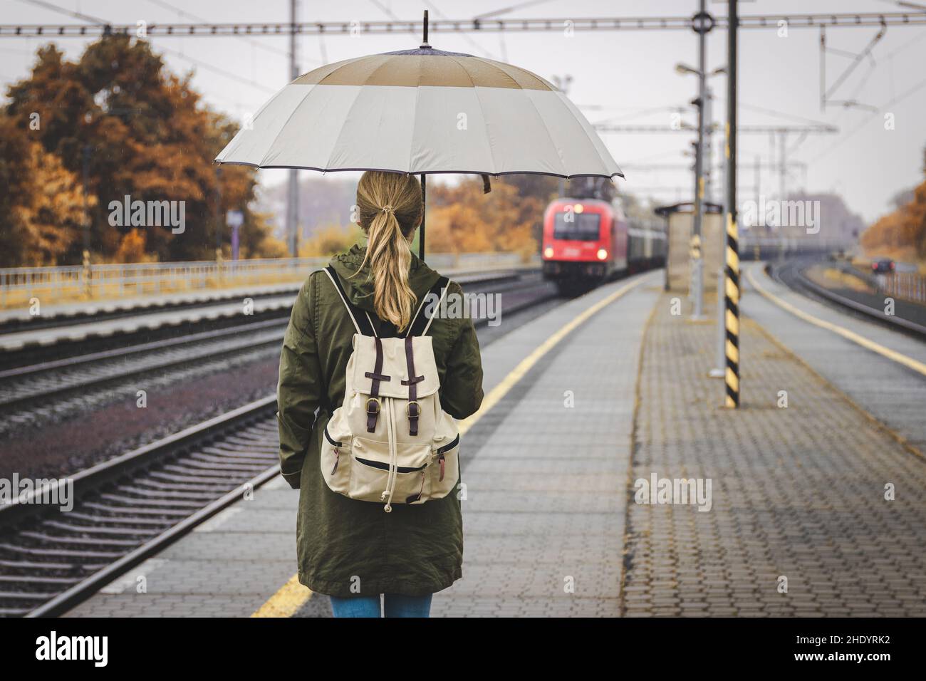 Rainy day train station hi-res stock photography and images - Alamy