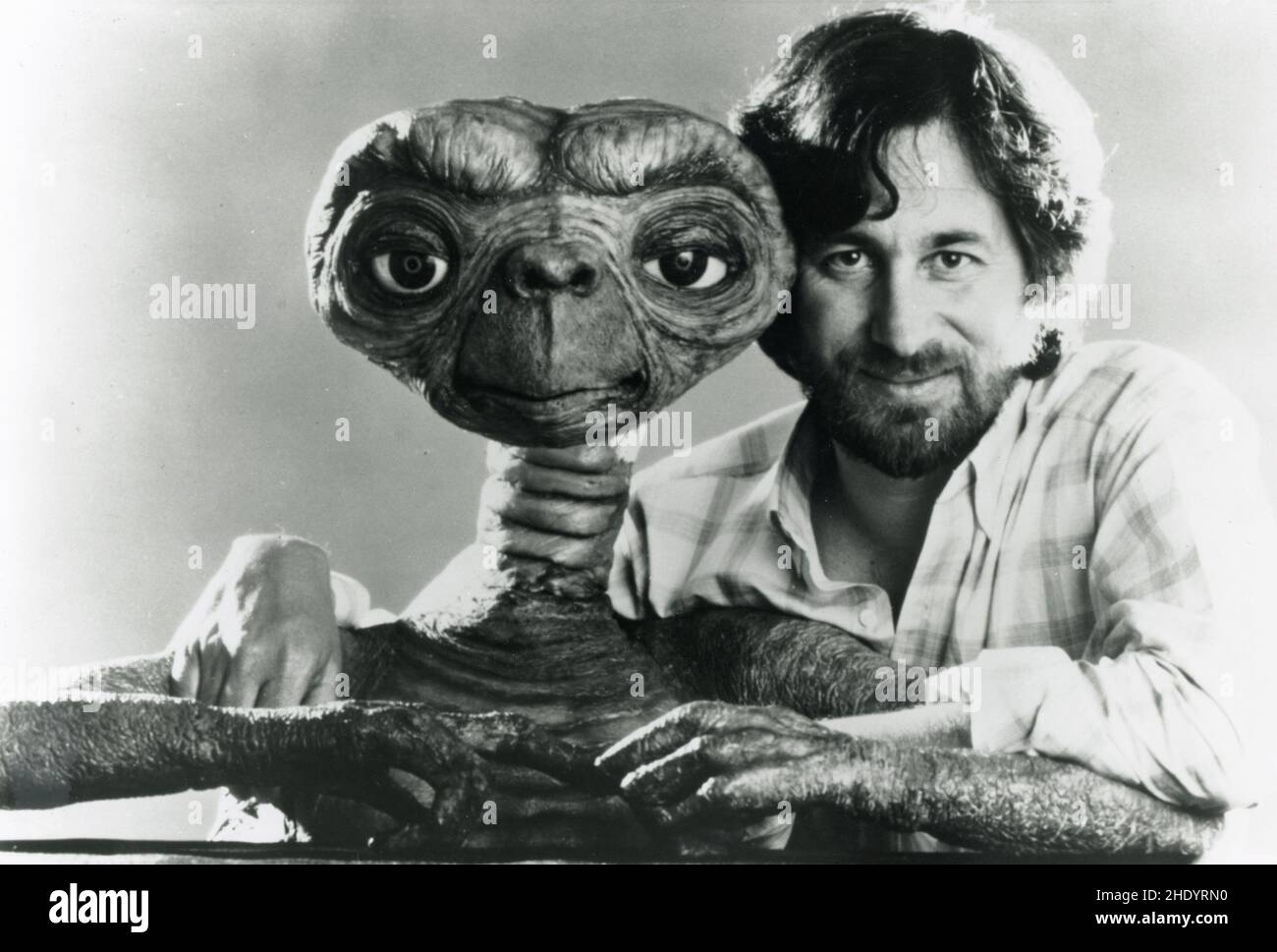 E t the extra terrestrial 1982 hi-res stock photography and images - Alamy