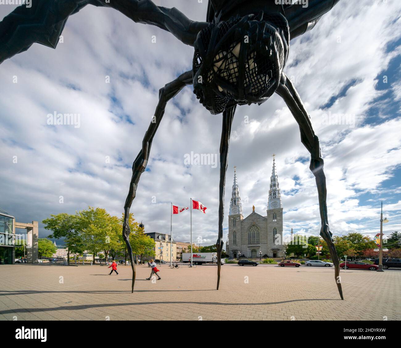 Ottawa, Canada - 09.04.2019: Wide shot of Notre Dame Cathedral Basilica ...