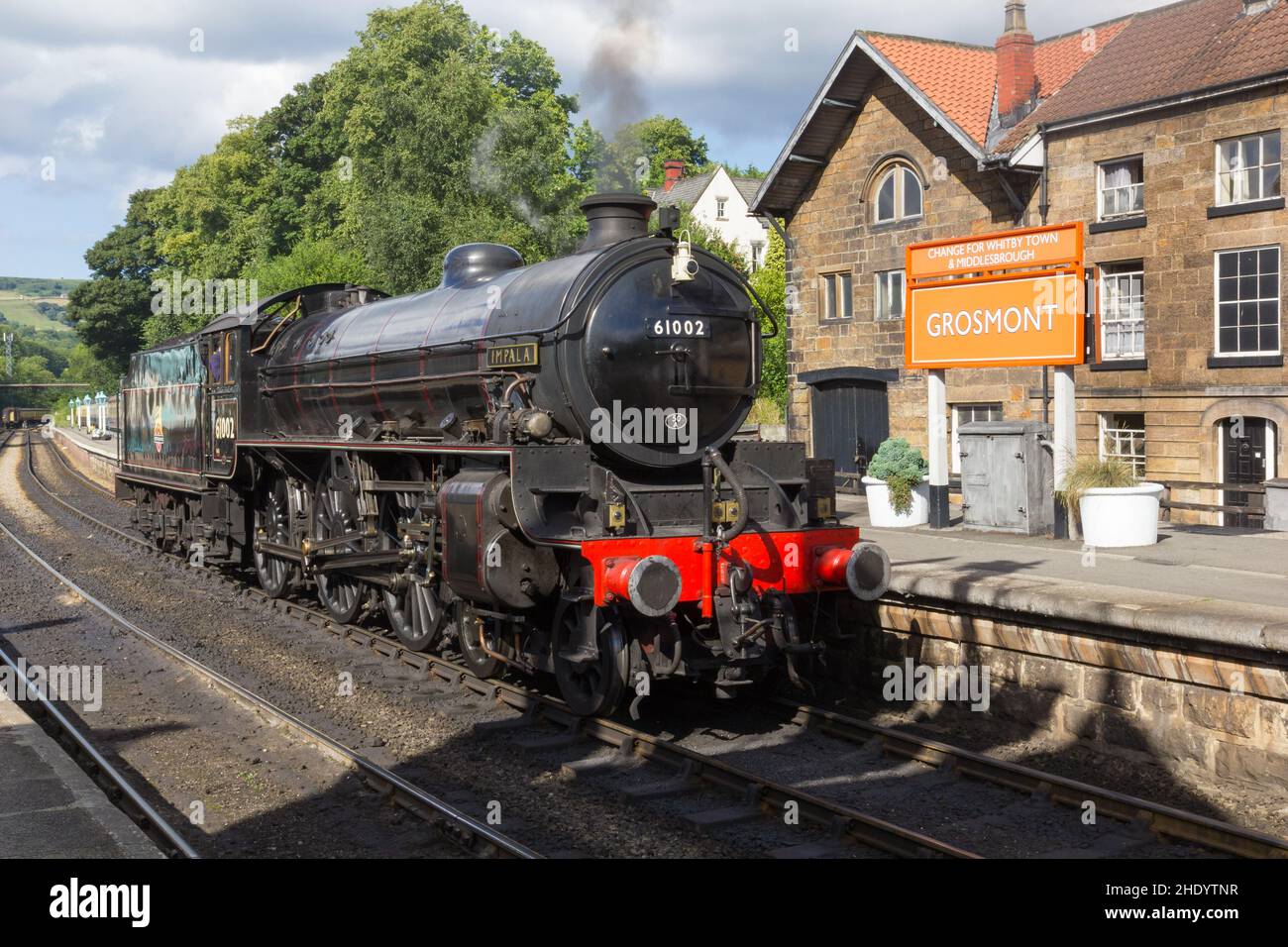 A steam train on the North Yorkshire Moors Railway Stock Photo - Alamy