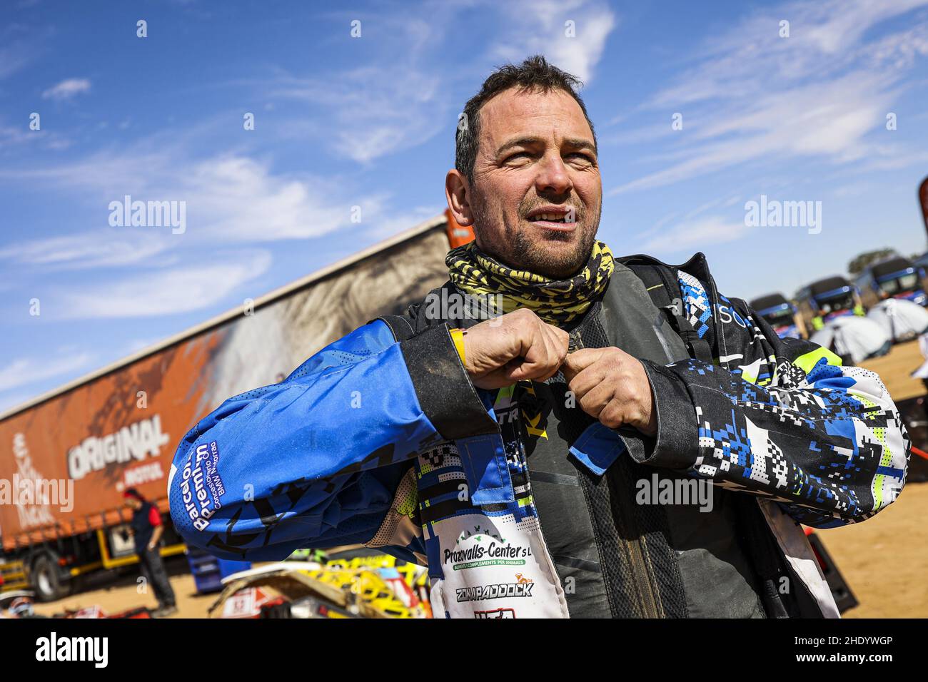 Saudi falcon team hi-res stock photography and images - Alamy