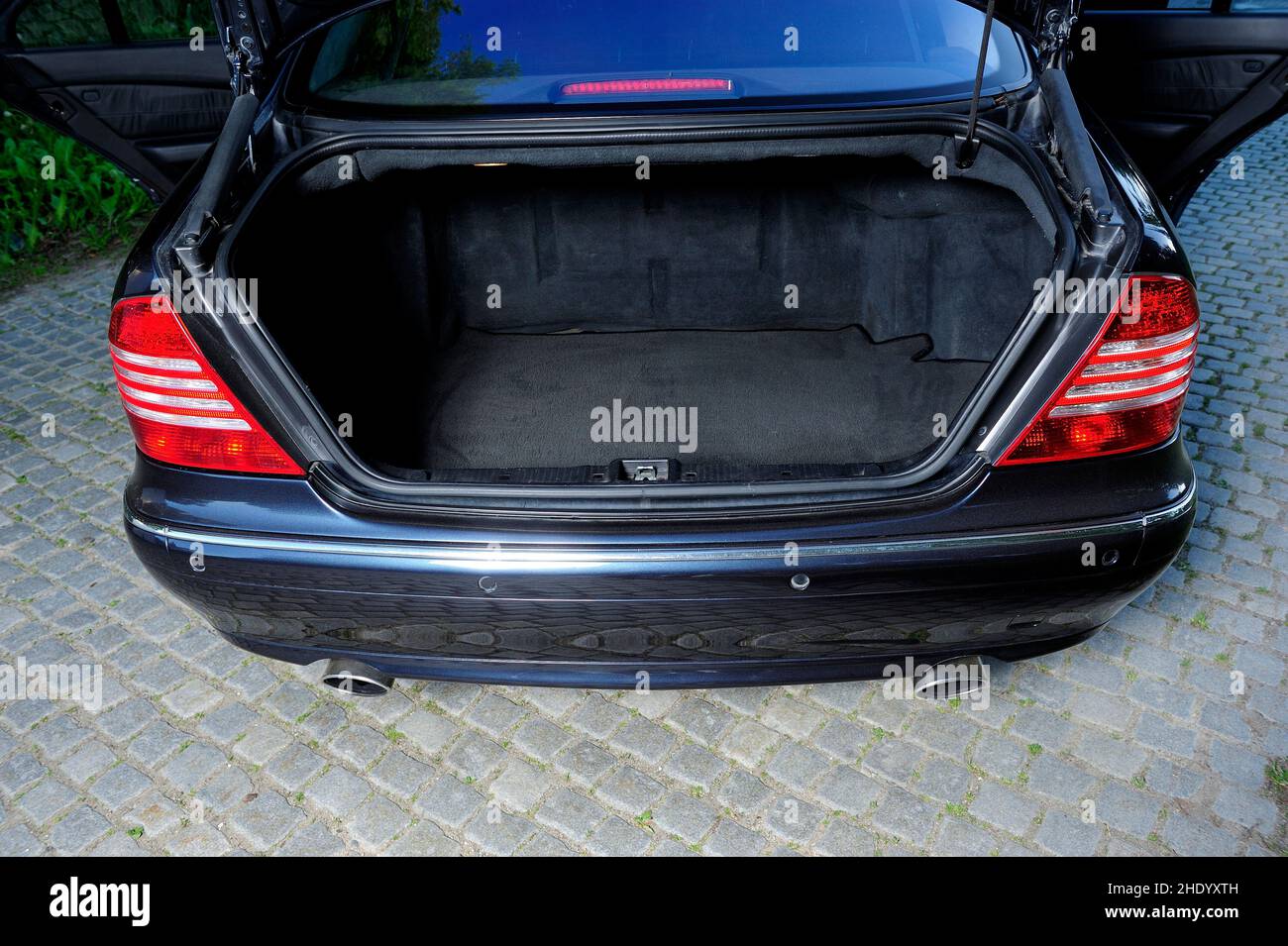 Mercedes -Benz S600 V12, luxury, lifestyle, car, vip car Stock Photo ...